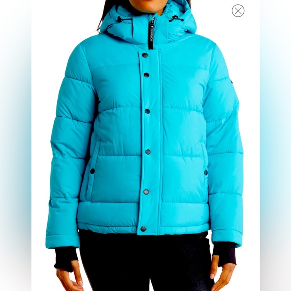 BCBGeneration | Jackets & Coats | Host Pick Bcbgeneration Water Resistant Hooded Puffer Jacket ...